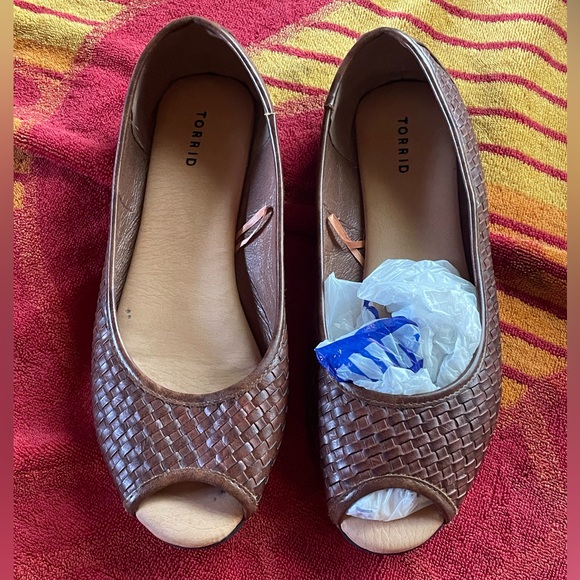 torrid | Shoes | Torrid Womans Sandals Size 1 Measures 15inches | Poshmark